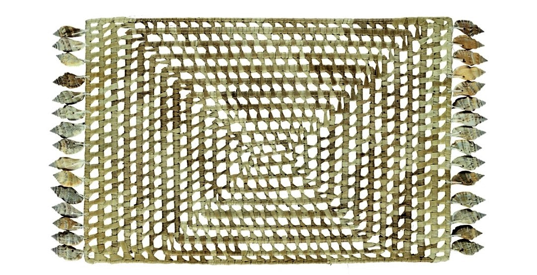 Tischdeko aus Palmblättern mit Muschelborte, Tischuntersetzer Boho, Pl ...